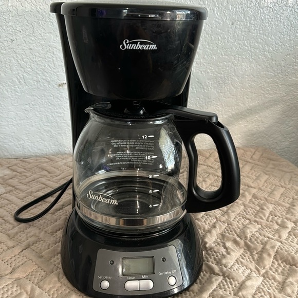 Sunbeam | Kitchen | Sunbeam 2 Cup Programmable Coffeemaker Black | Poshmark
